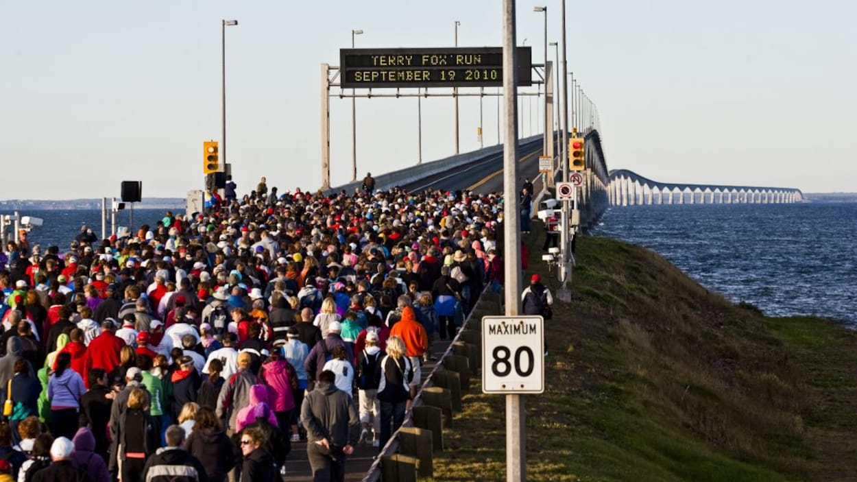 Le pont de la Confédération fermé dimanche matin pour la Course Terry Fox | Radio-Canada