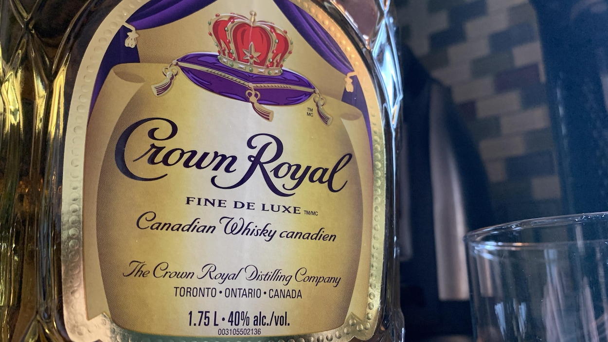 Crown Royal : guerre de l'alcool entre l'Ontario et le Manitoba ...