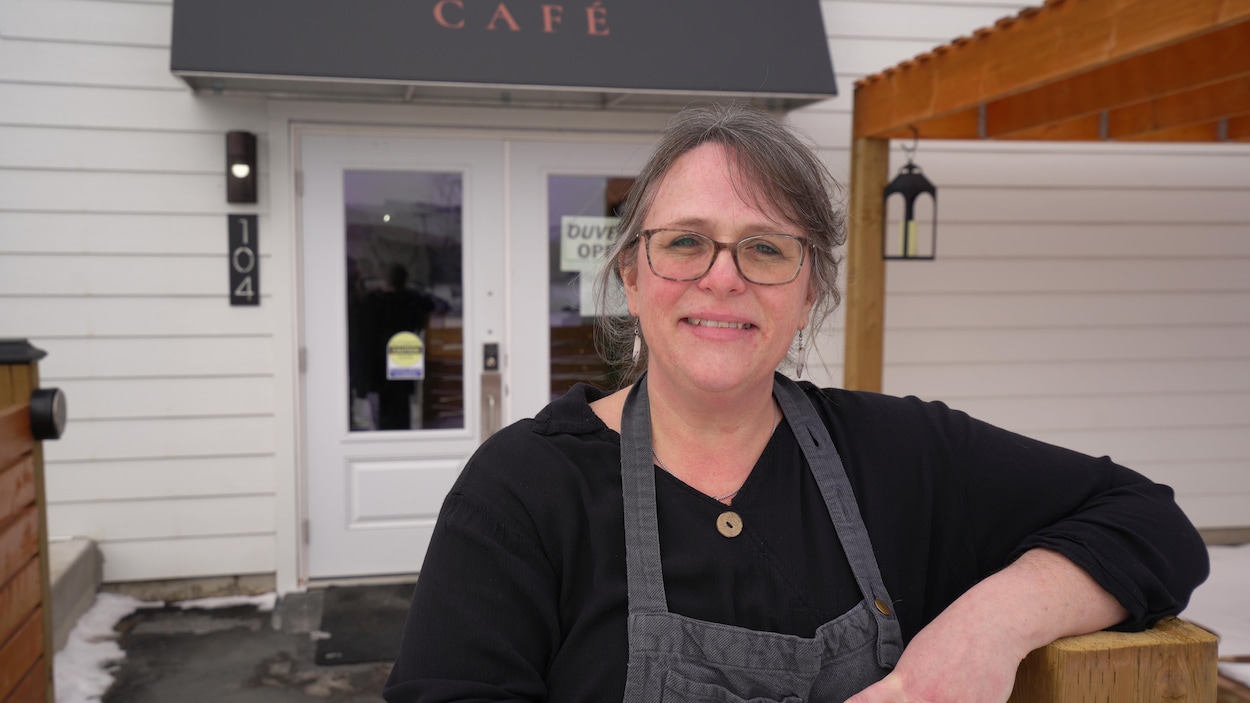 Une herboriste au cœur de la communauté à Saint-Malo | Radio-Canada