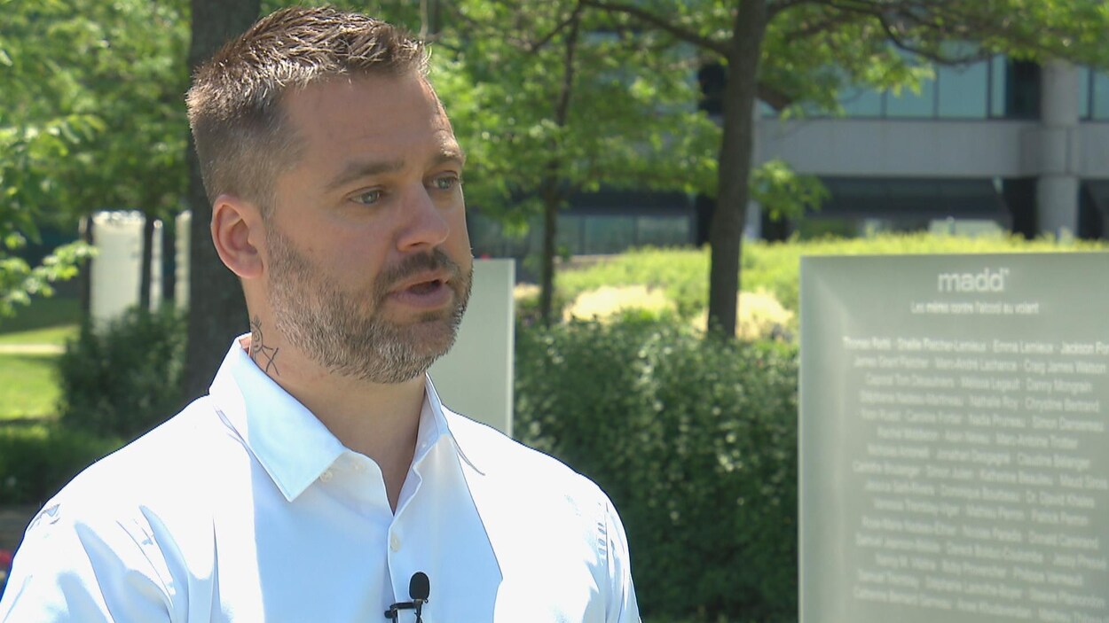 Un monument en hommage aux victimes de l’alcool au volant | Radio-Canada.ca