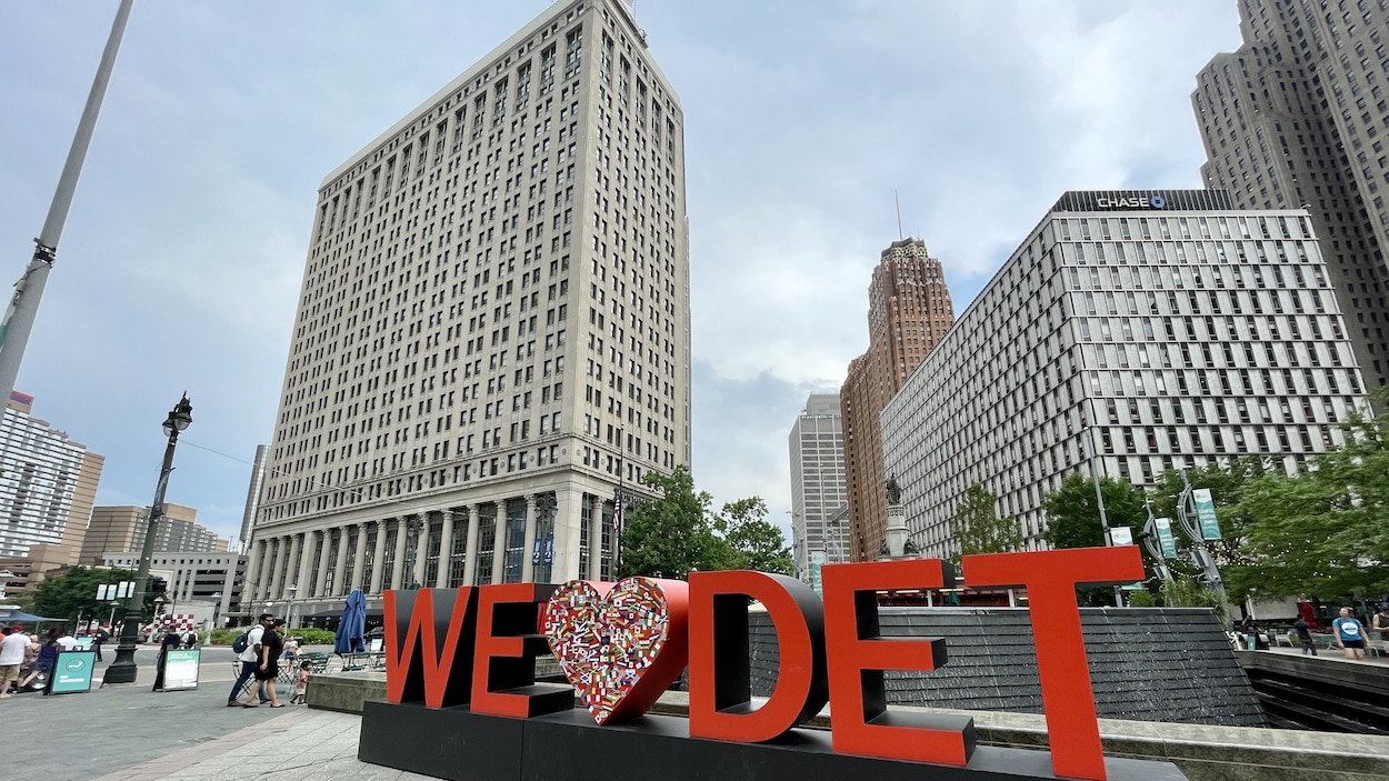 Good Cakes and Bakes: Rebuilding Detroit in the Wake of the Largest ...