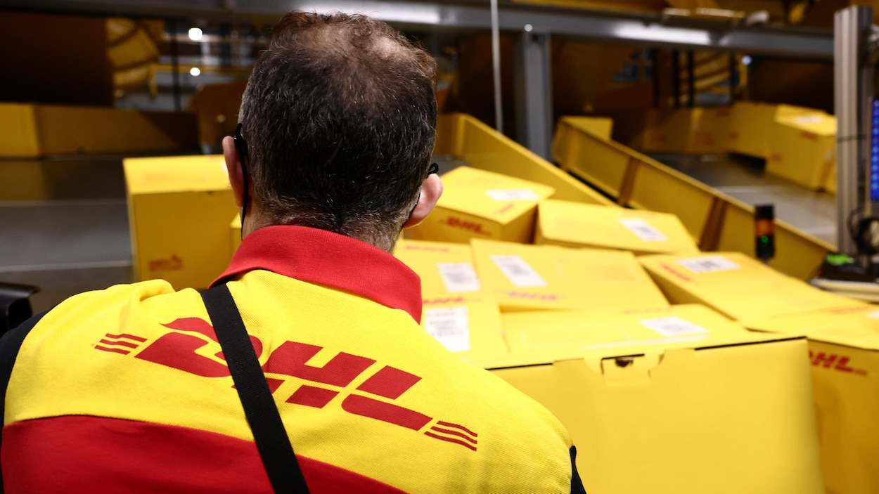 Fin de la grève et du lock-out chez DHL Express Canada | Radio-Canada