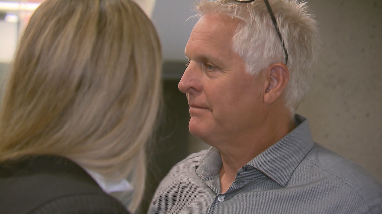 Dominique Laroche soupçonné d’avoir brûlé des preuves | Radio-Canada