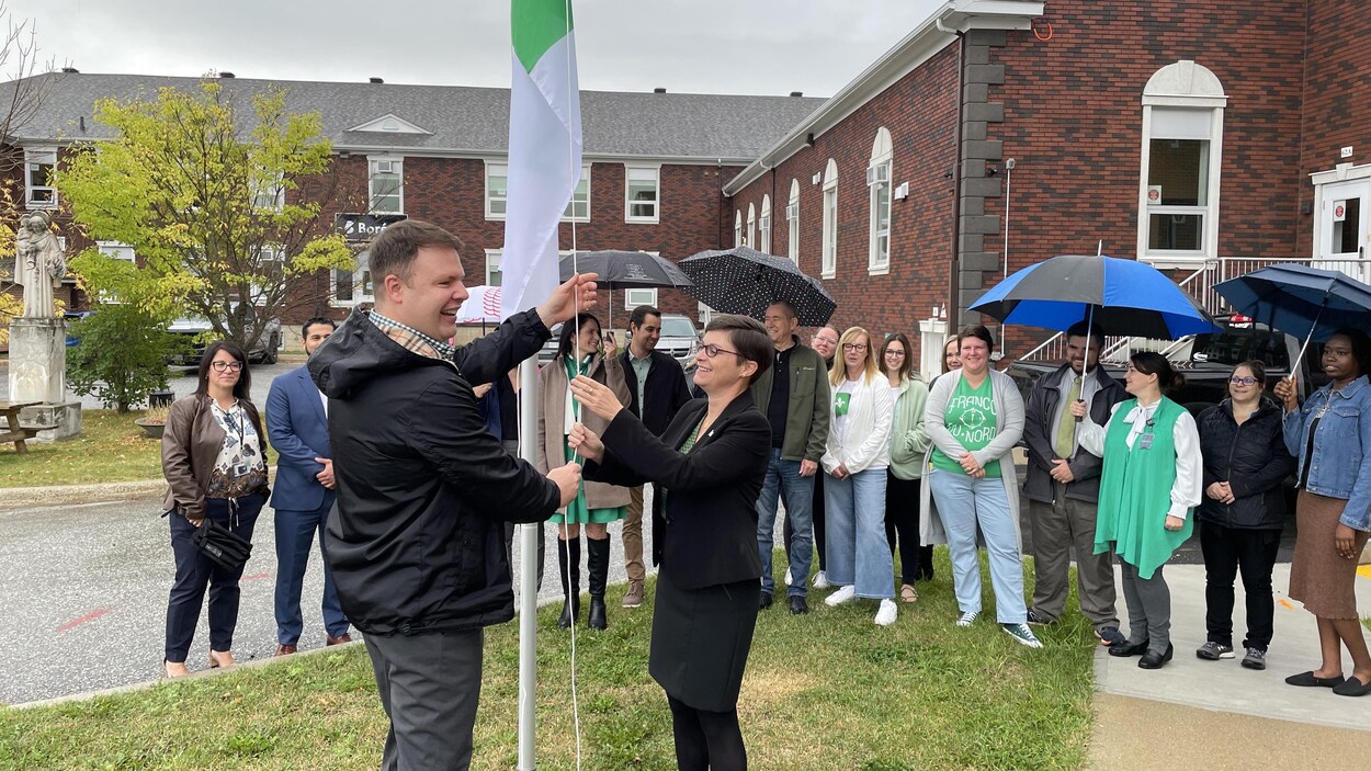 Le Commissaire aux services en français en tournée dans le Nord-Est ...