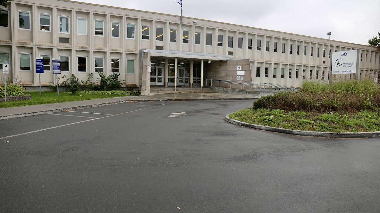 La rentrée de certains élèves de l’école Cardinal-Roy repoussée à la ...