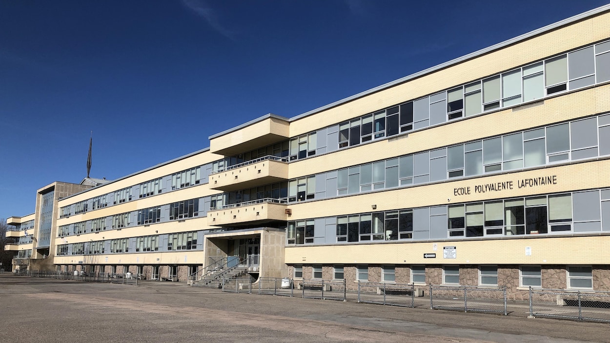 Des dirigeants scolaires lancent un appel à la sécurité piétonnière à ...