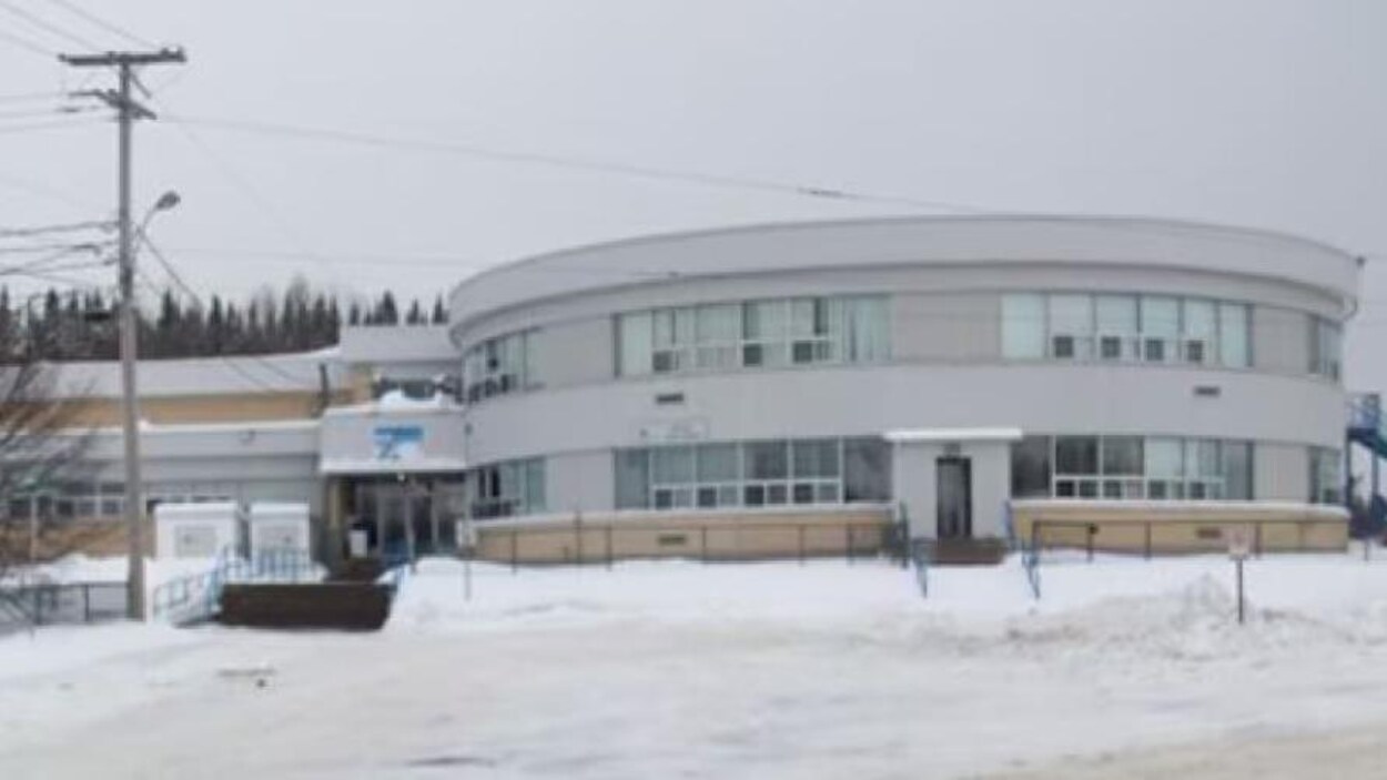 Une école de Chibougamau où a eu lieu un incident raciste s’engage à s ...
