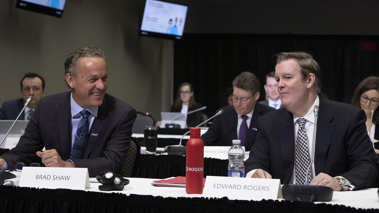 Rogers et Shaw veulent aller de l’avant malgré le Bureau de la ...