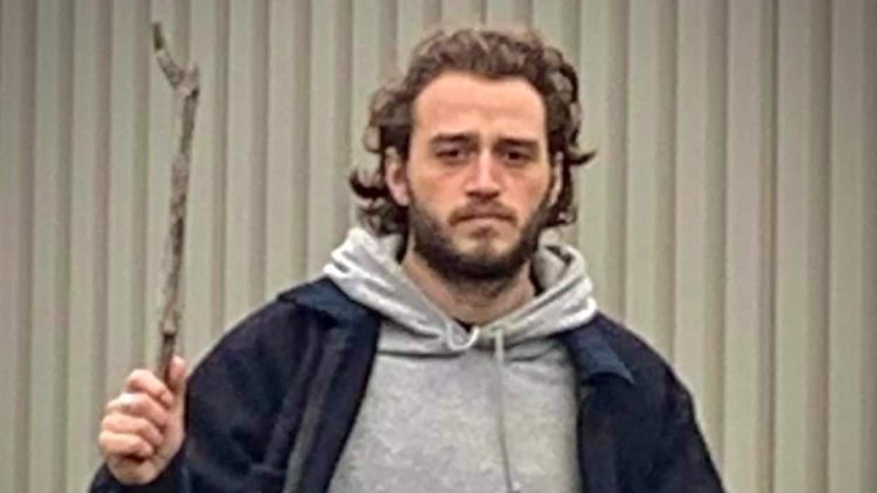 Emmanuel Gendron-Tardif, qui a tué sa mère, croyait vivre dans un ...