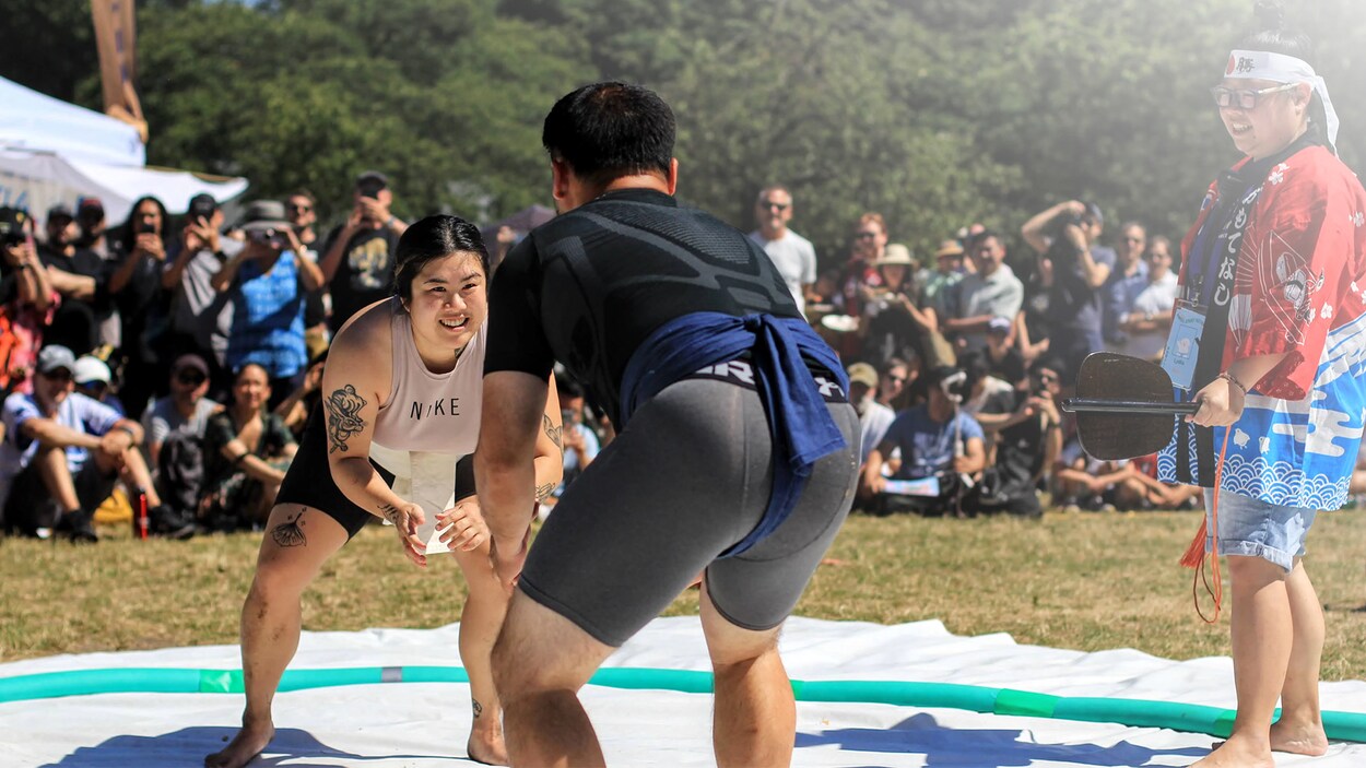 Des sumos qui bousculent les traditions | Radio-Canada.ca