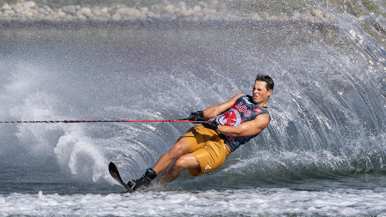 Le ski nautique de compétition, un sport à découvrir | Radio-Canada