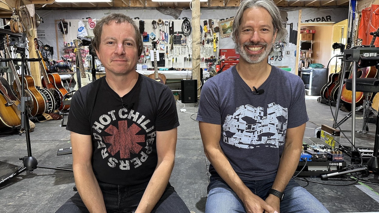 Dans l’shed à Léon : dix ans de rencontres à Petite-Vallée | Radio-Canada