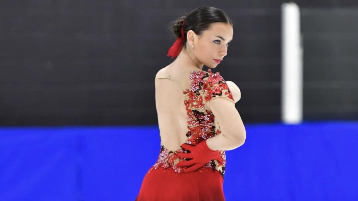 Fée Ann Landry et ses bagages en Autriche | Radio-Canada