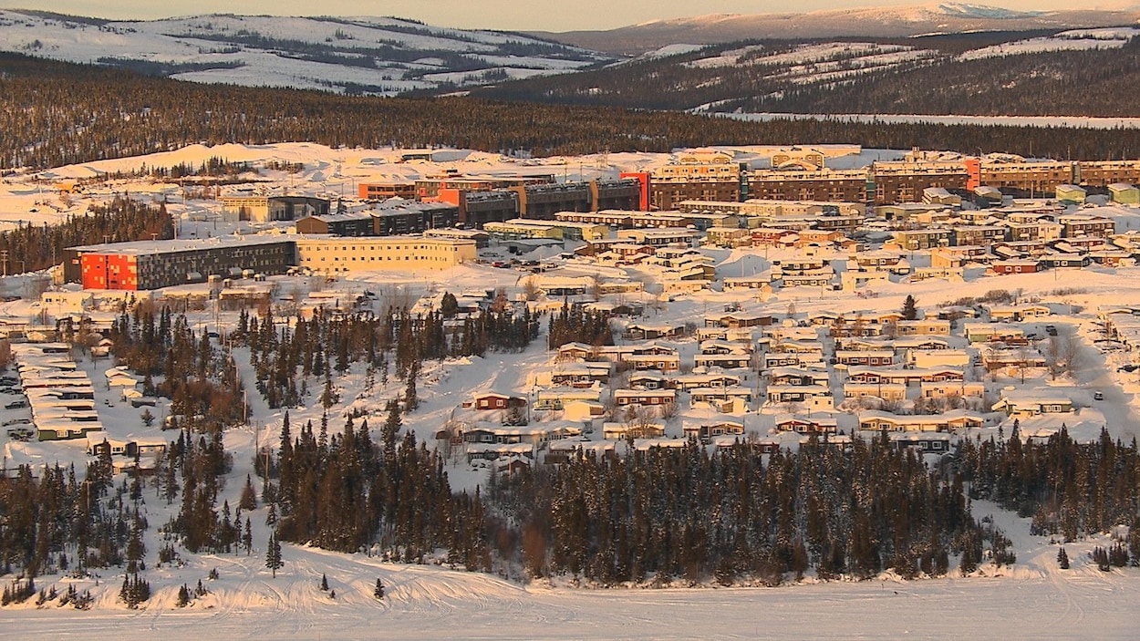 COVID-19 : restriction sur des produits de base à Fermont | Radio-Canada.ca