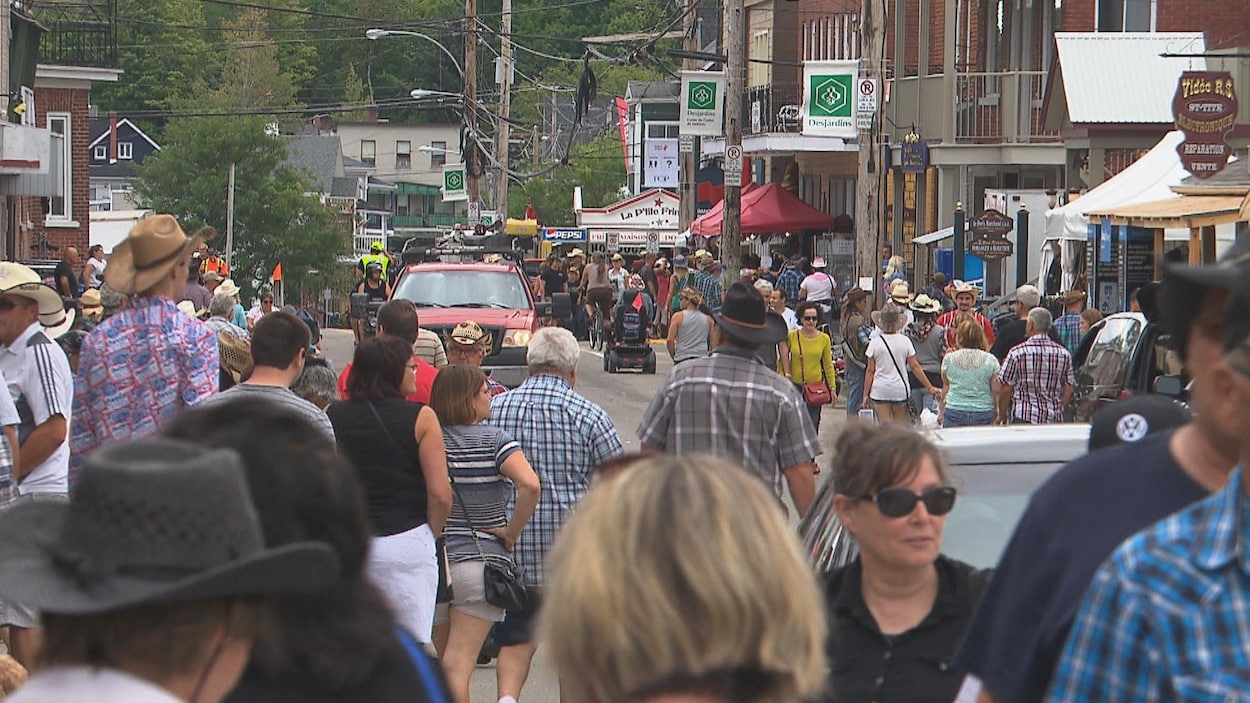 Nouvelles règles au Festival western de Saint-Tite | Info | Radio-Canada