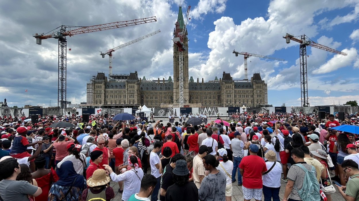Une fête du Canada marquée par la « fierté canadienne » | Radio-Canada