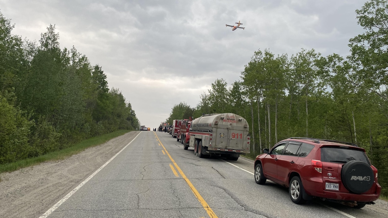Une lutte de tous les instants pour sauver Normétal | Feux de forêt au ...