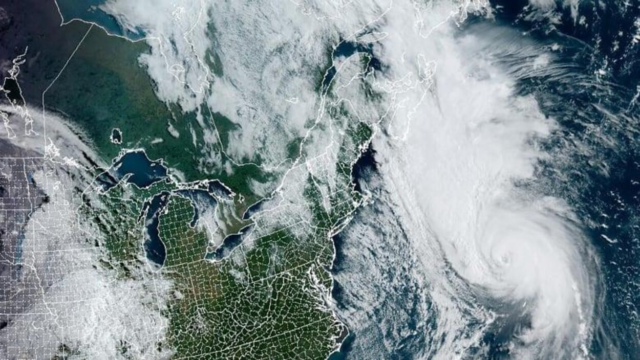 L’ouragan Fiona aux portes du Canada atlantique | Radio-Canada.ca