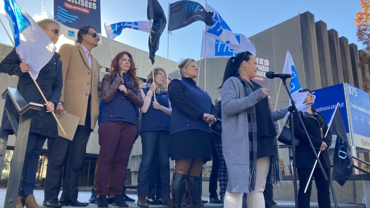 Les infirmières de la FIQ réclament des hausses salariales de plus de ...