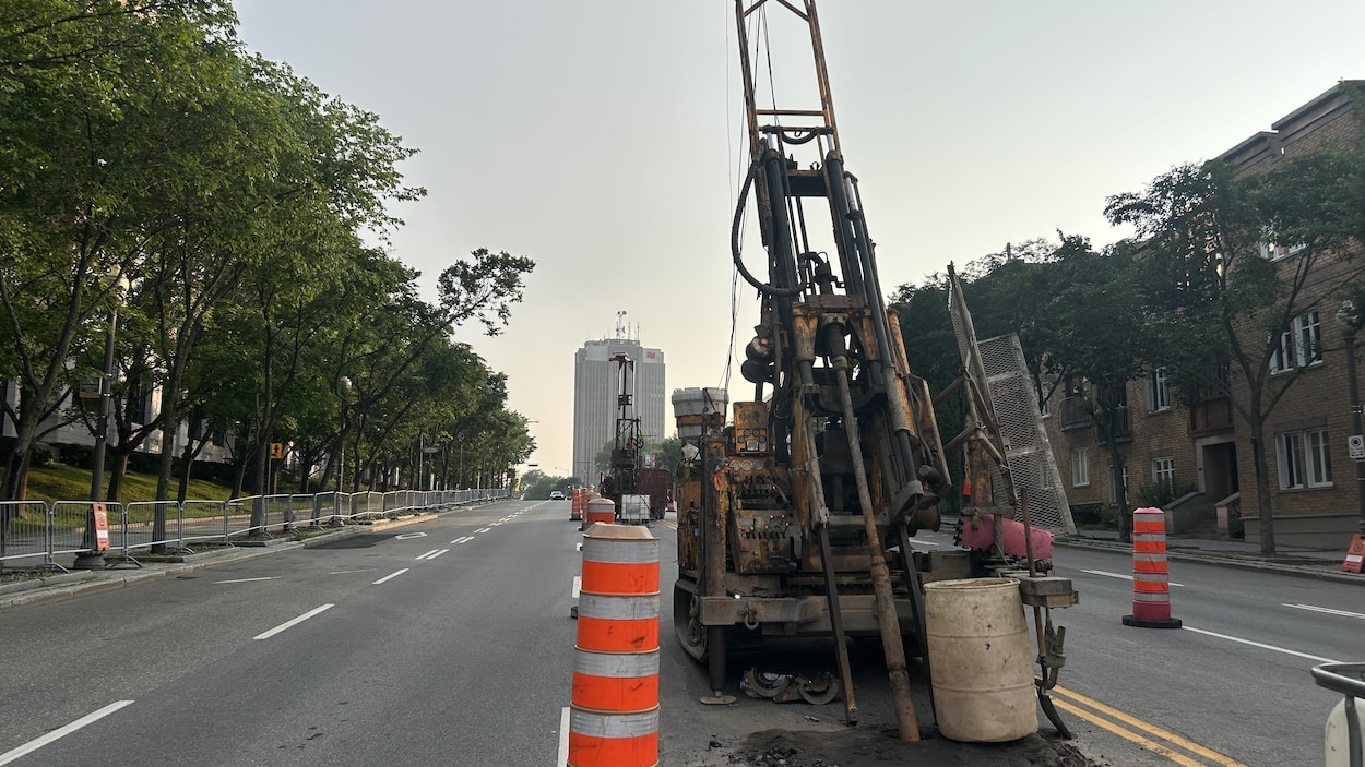 Des travaux de forage en cours sur René-Lévesque pour le tramway ...