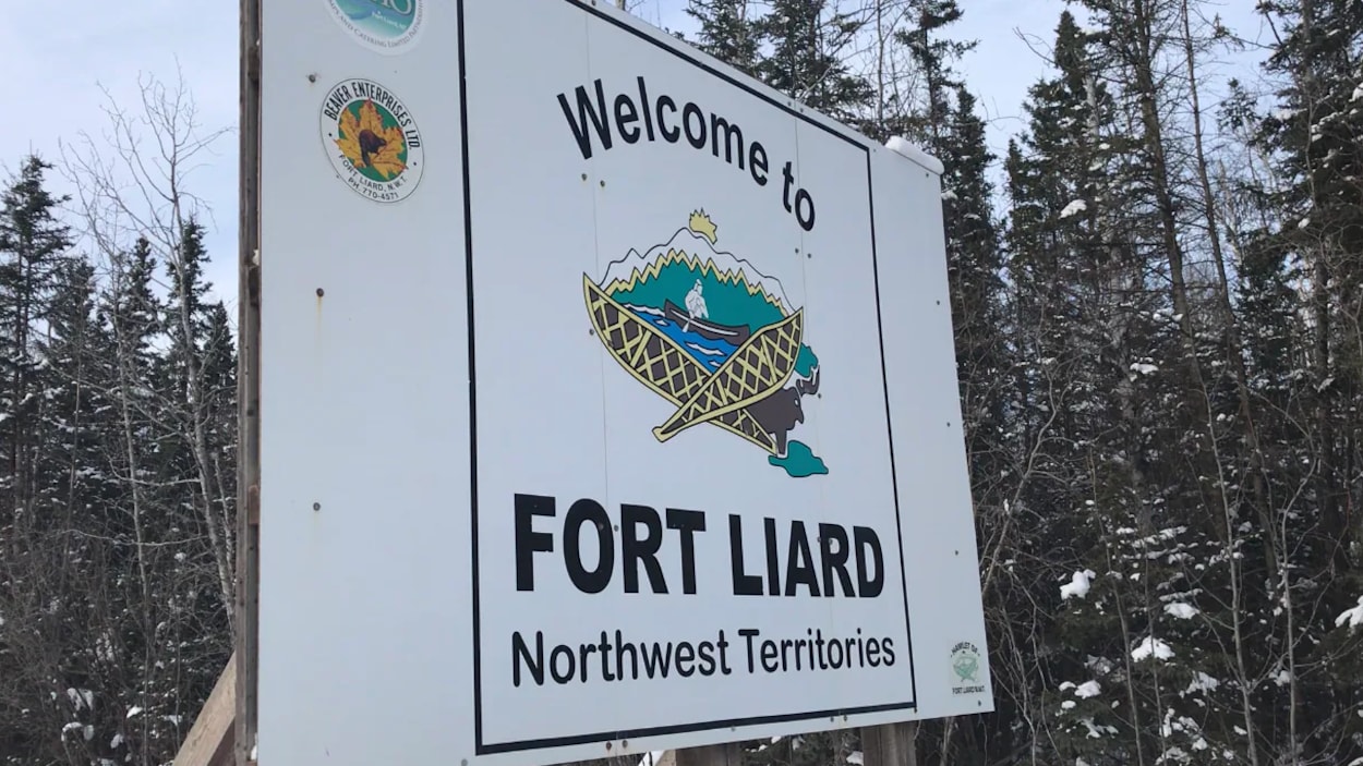 Feux de forêt : une alerte d’évacuation à Fort Liard aux T.N.-O ...