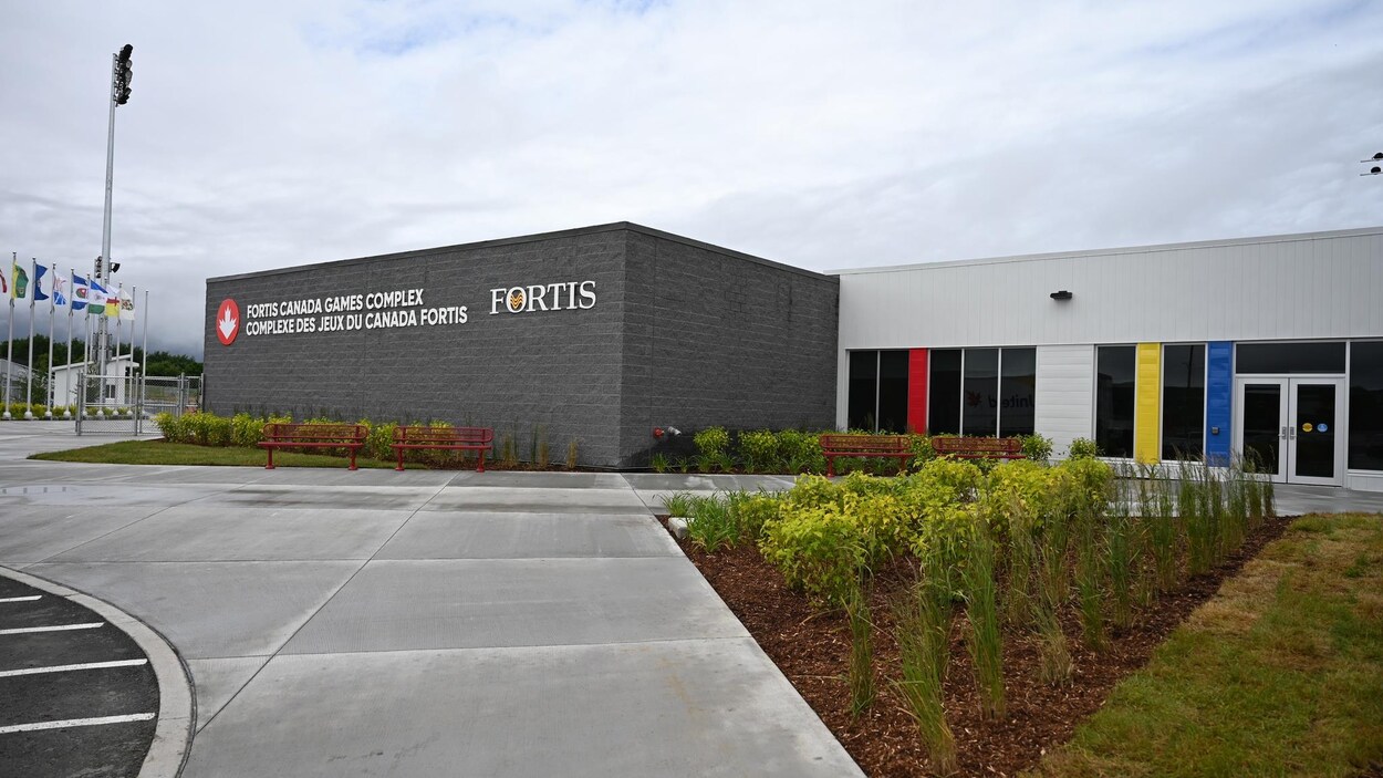 Le nouveau complexe Fortis des Jeux du Canada ouvre ses portes | Radio ...