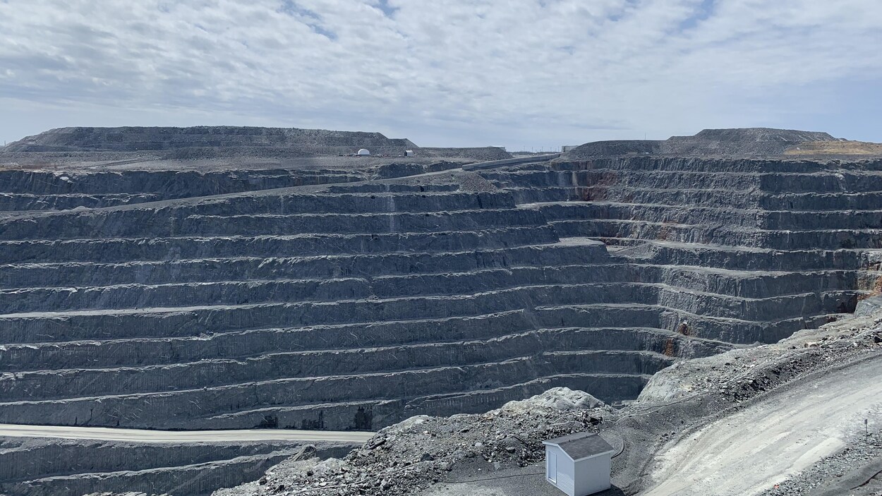 Agnico Eagle met la main sur Canadian Malartic | Radio-Canada