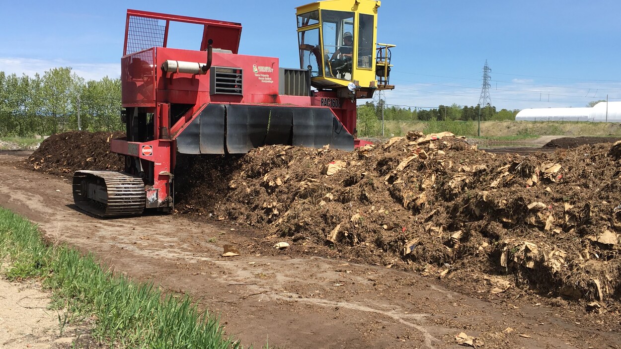 Gazon Savard obtient le contrat pour le compost à Saguenay | Radio ...