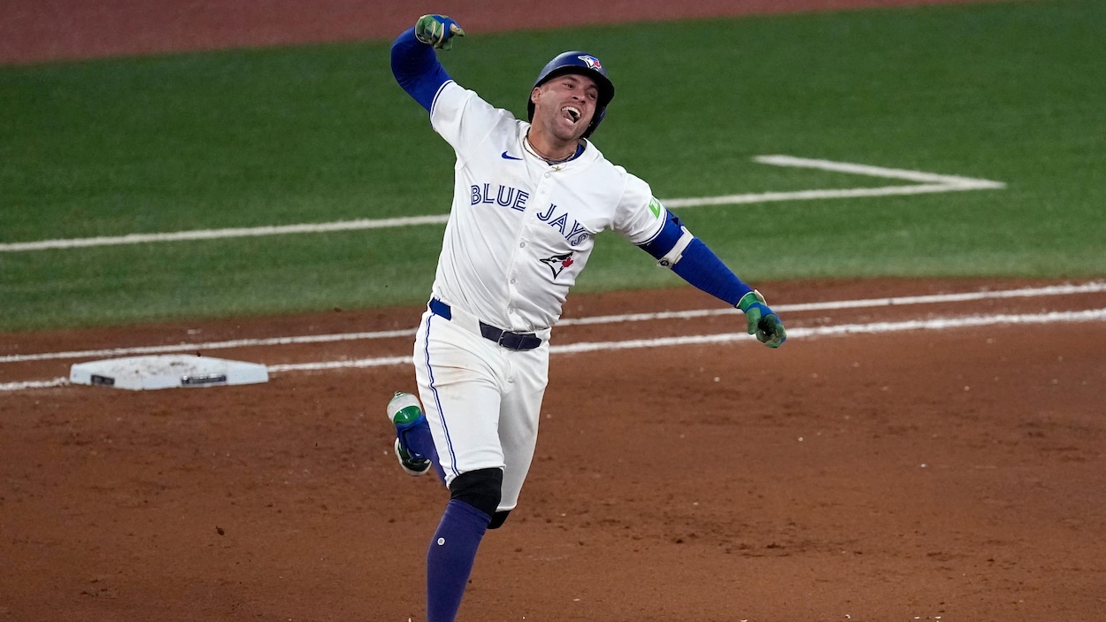 Un bâton d’argent pour George Springer | Radio-Canada