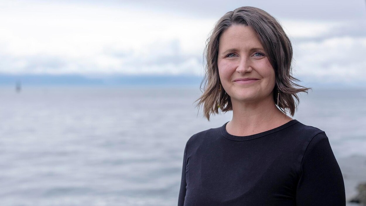 La ministre Grace Lore quitte ses fonctions à cause d’un cancer | Radio ...