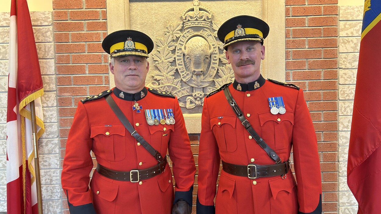 Mike Lokken devient le 60e commandant de la Division dépôt de la GRC ...