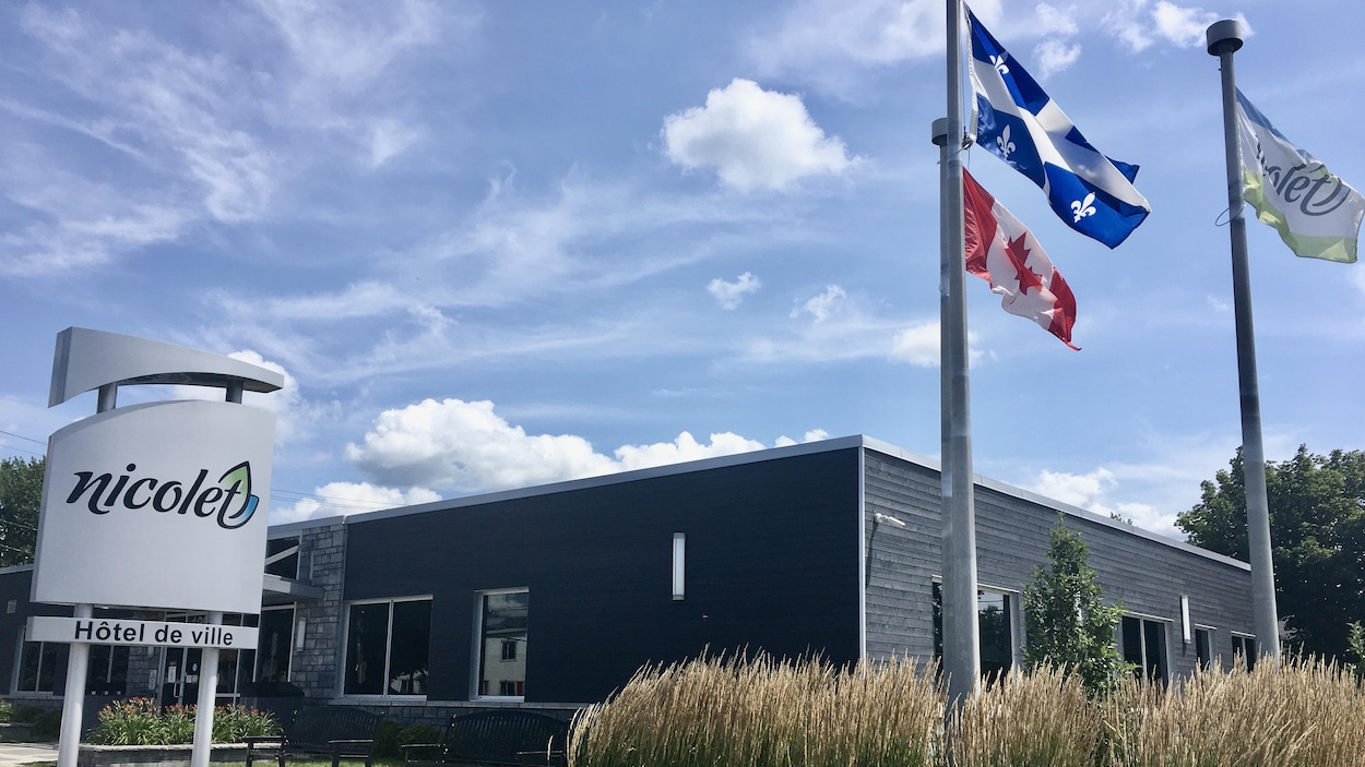 Vers Un Gel De Taxes En 2021 Pour Bécancour Et Nicolet Radio Canadaca
