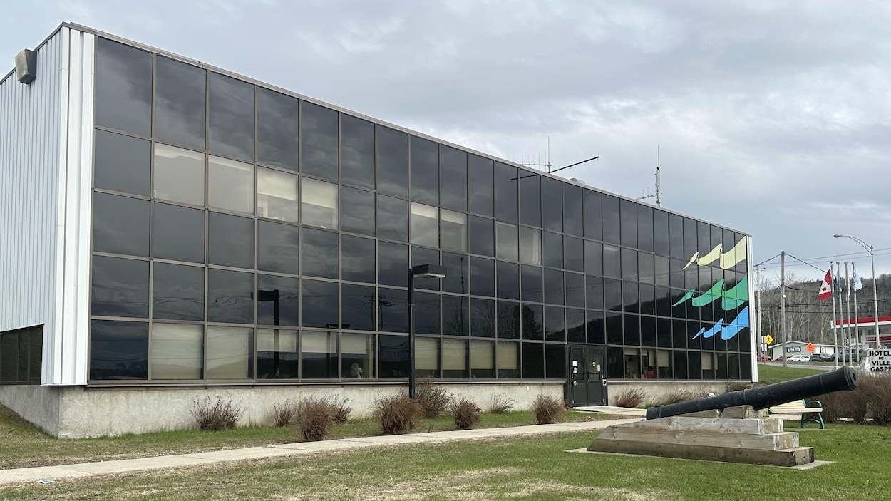 Une cure de jouvence prévue pour l’hôtel de ville de Gaspé | Radio-Canada