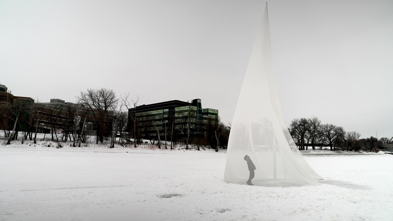 Les nouvelles huttes sont arrivées à La Fourche! | Radio-Canada