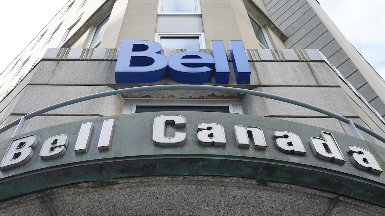 Une entreprise d’Halifax veut acheter cinq radios de Bell dans les ...