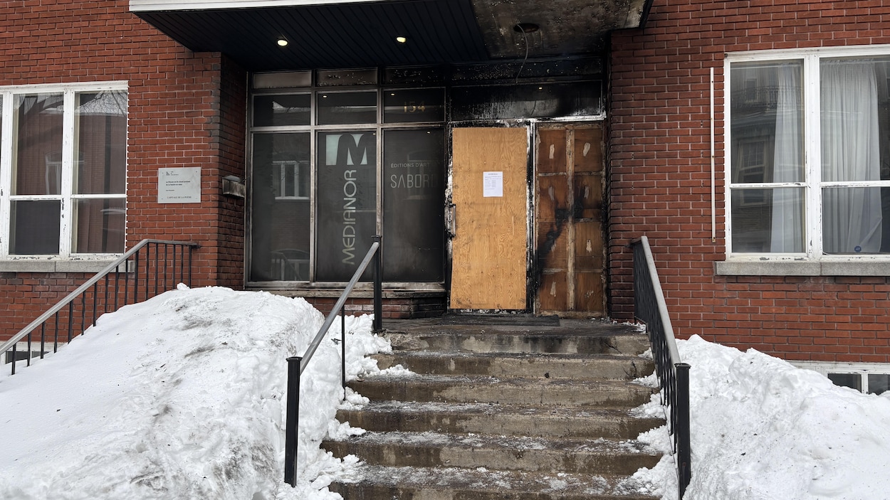 Enquête sur un incendie criminel visant un cabinet d'avocats | Radio-Canada