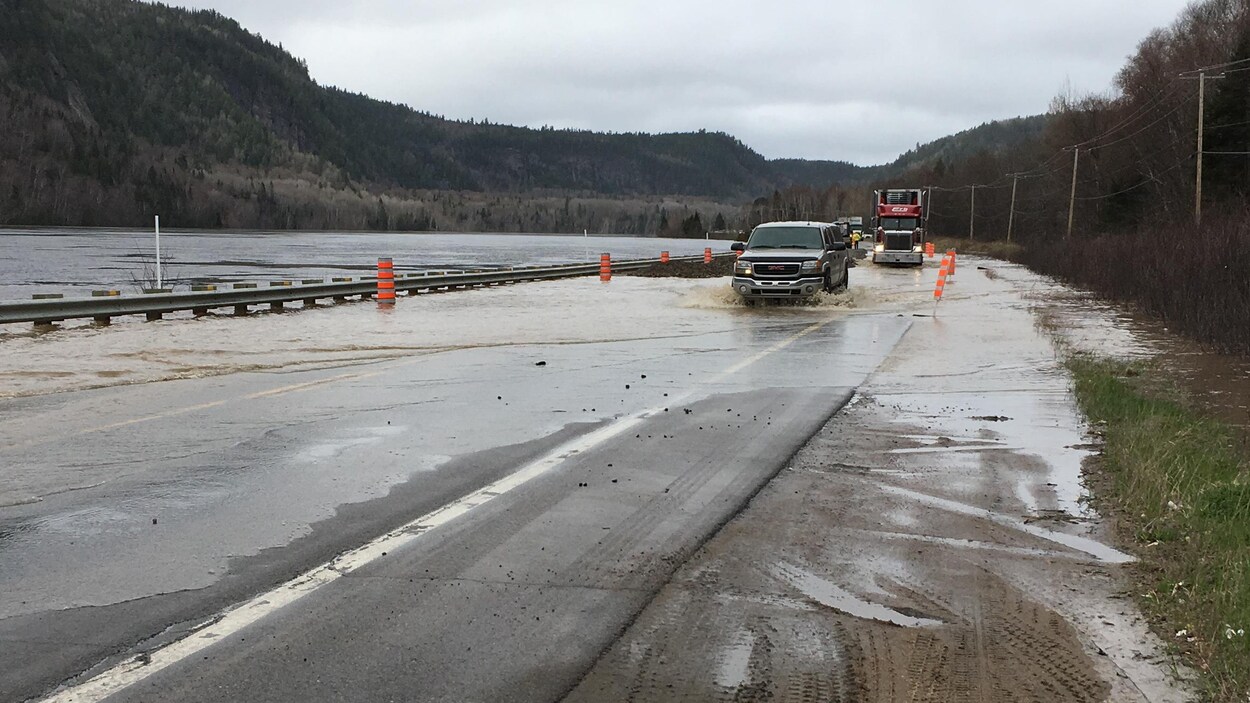 La route 155 rouverte à la circulation pour tous les véhicules | Radio ...