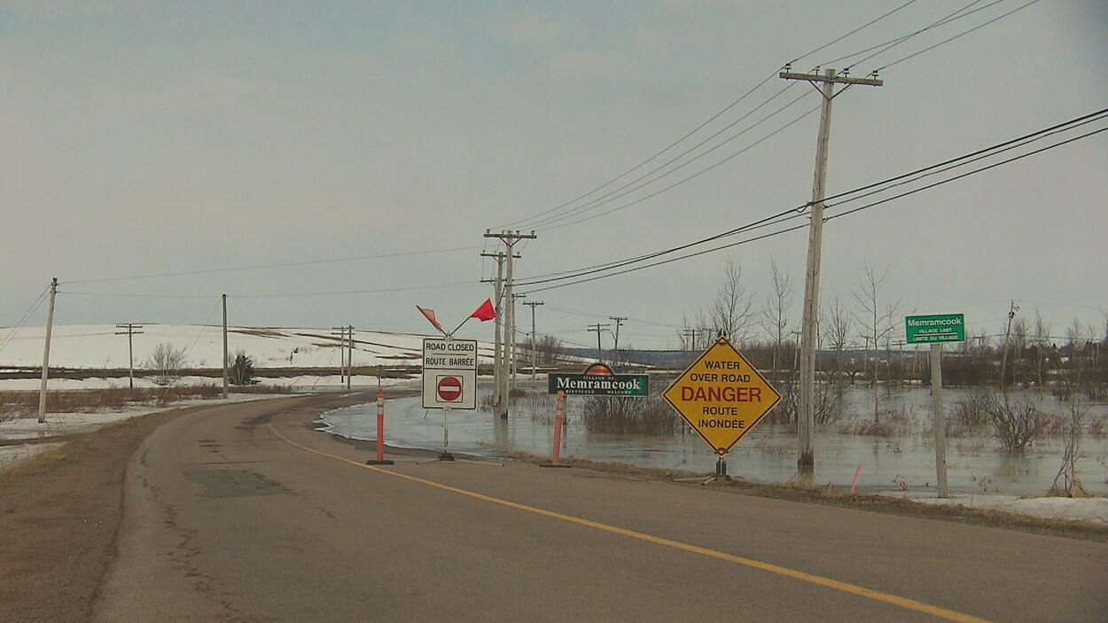 La route 106 au Nouveau-Brunswick encore fermée par une inondation ...