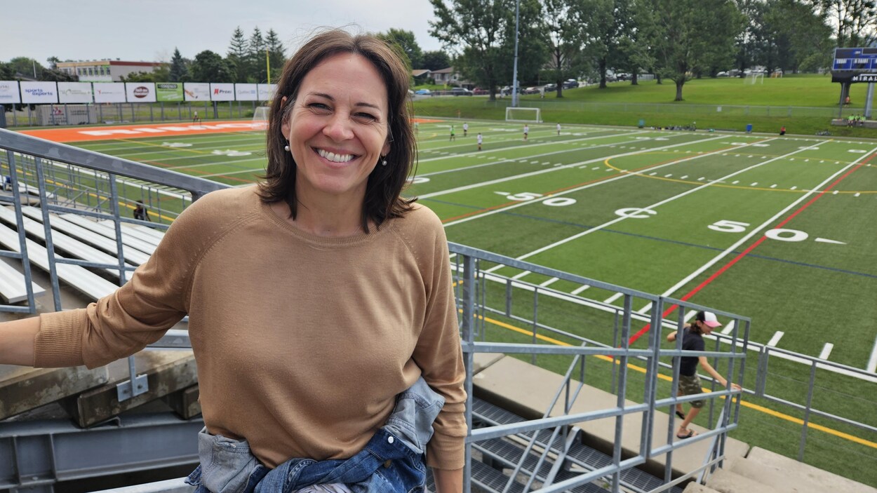 Isabelle Charest : une jeune athlète rimouskoise devenue ministre ...