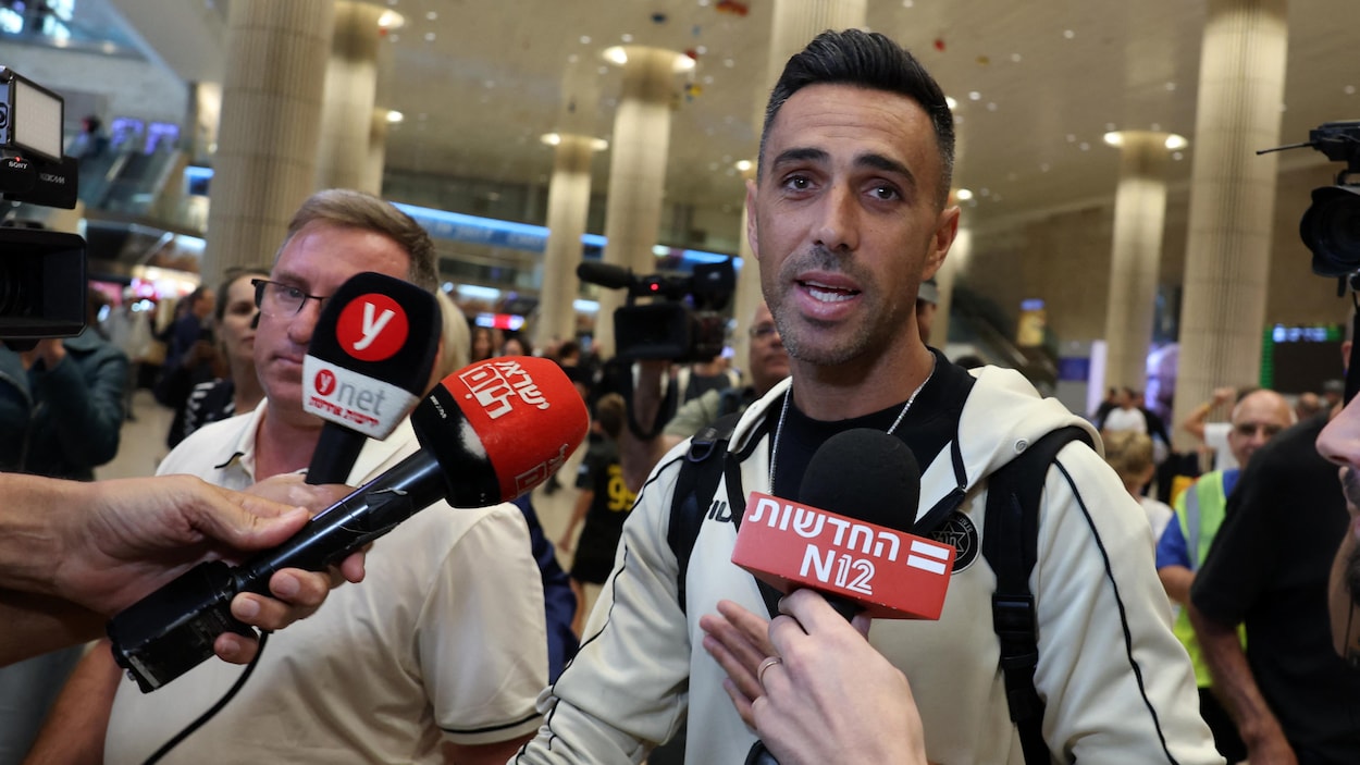 Un premier avion transportant des Israéliens évacués d’Amsterdam ...