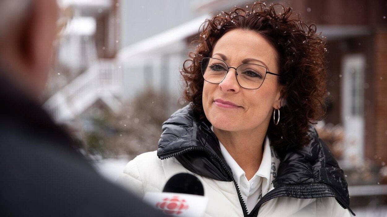 Jacinthe Campagna songe à la mairie de Shawinigan | Radio-Canada