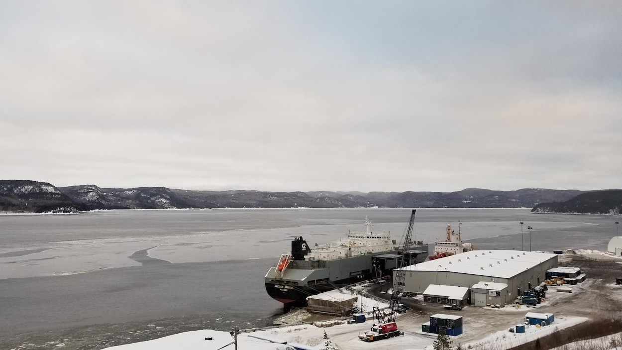 Transbordements records pour Port Saguenay | Radio-Canada.ca