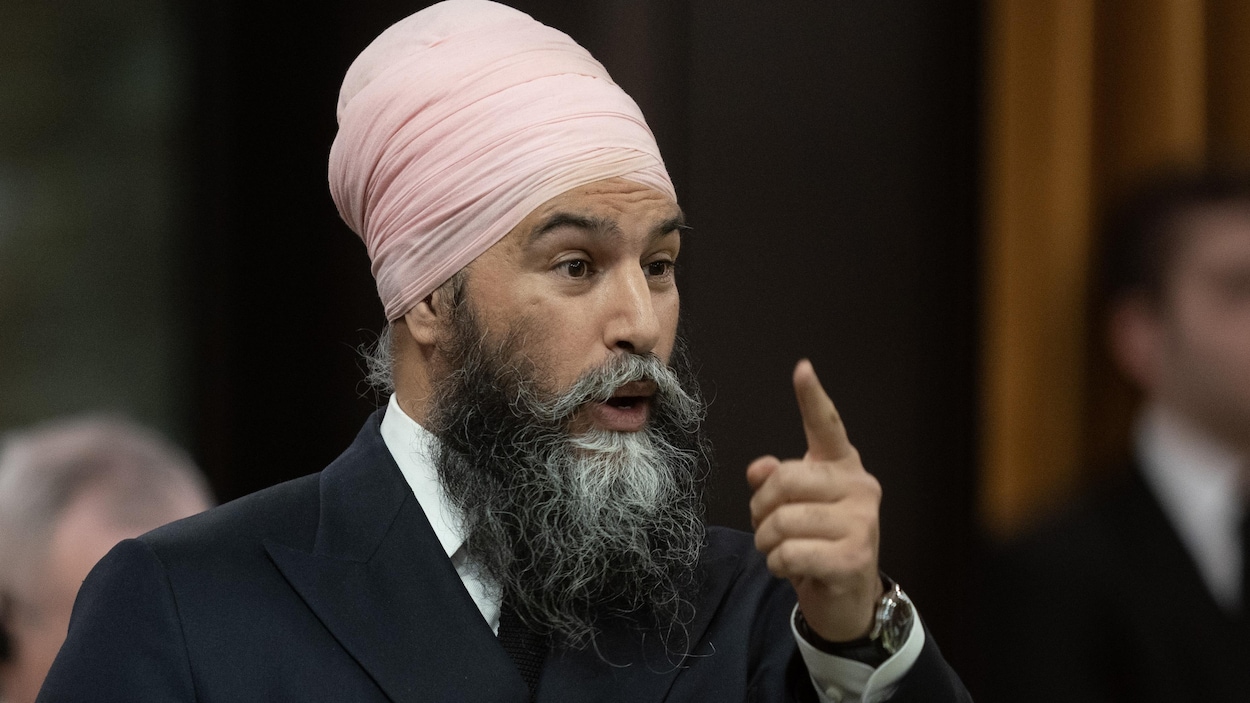 Altercation entre Jagmeet Singh et Pierre Poilievre aux Communes ...