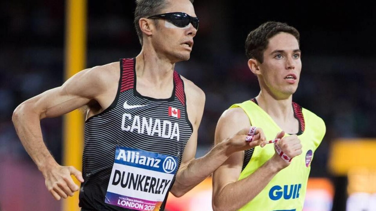 « Les héros du sport » : être les yeux d’un coureur | Radio-Canada.ca