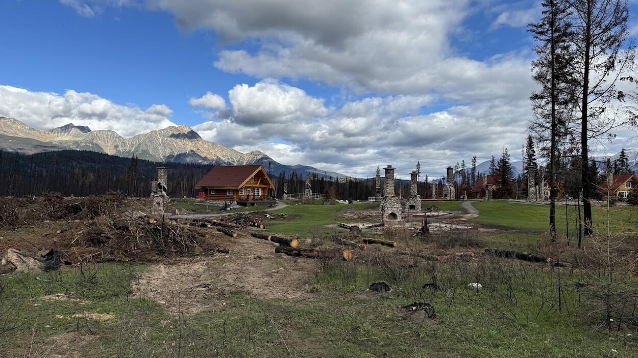 Les premiers touristes de retour à Jasper | Radio-Canada