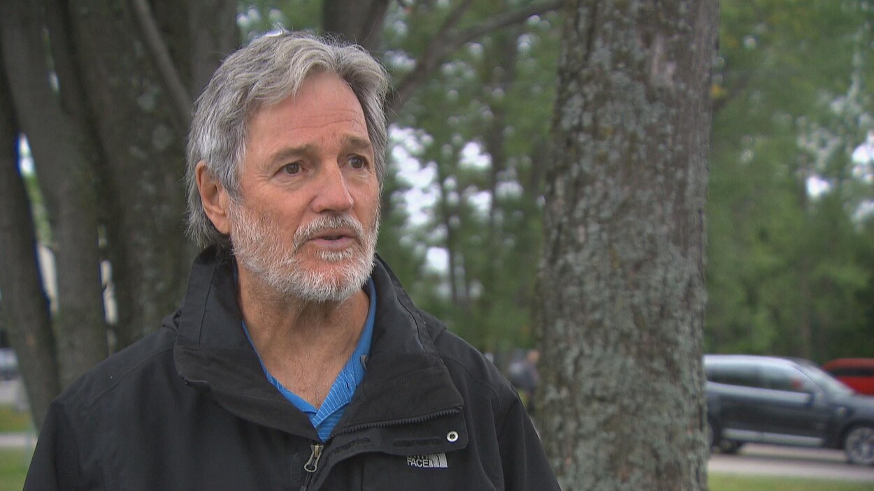 Jean-Marc Crevier salue la construction du centre de billettes d ...