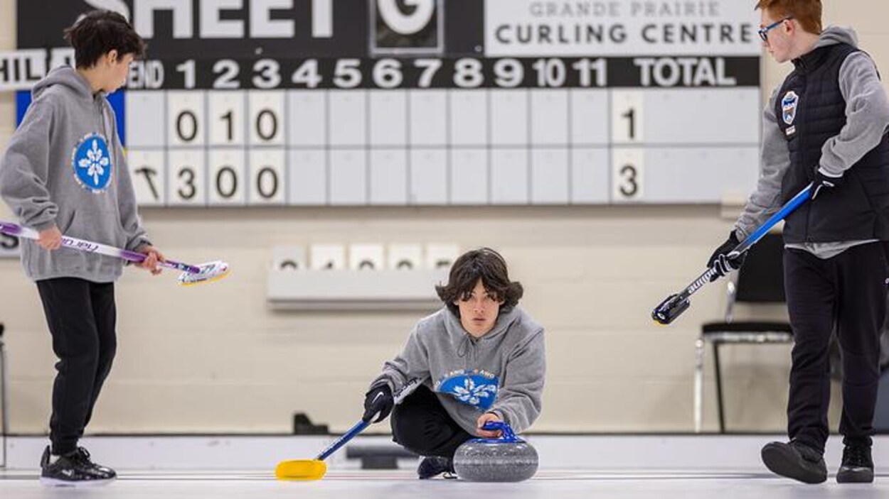 Les Jeux d’hiver de l’Alberta rassemblent de jeunes athlètes à Grande ...