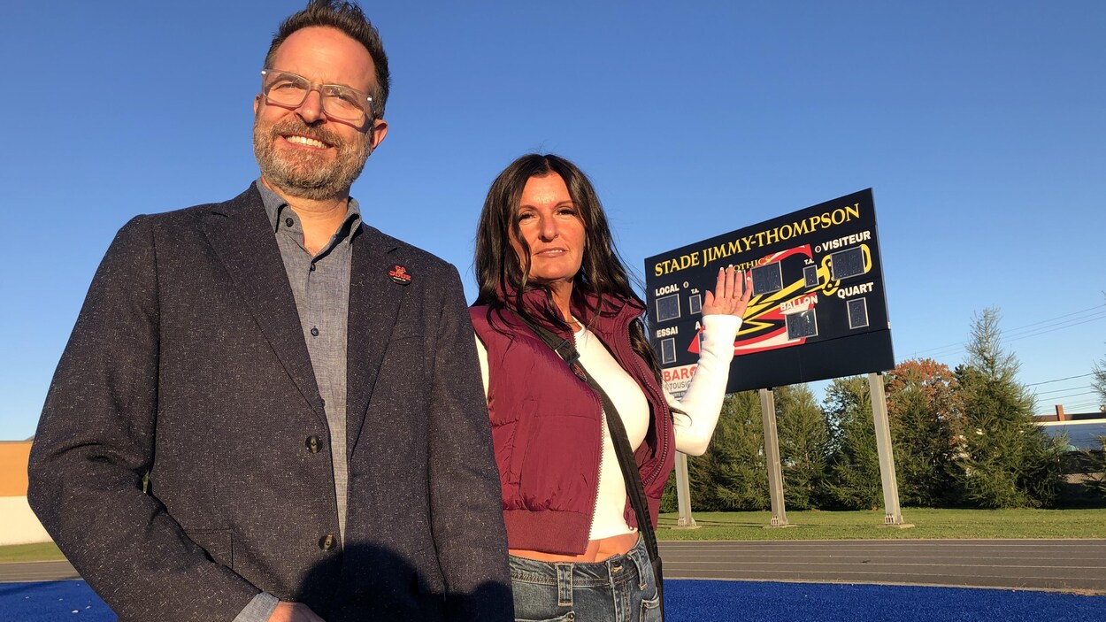 Le stade Jimmy-Thompson inauguré | Radio-Canada