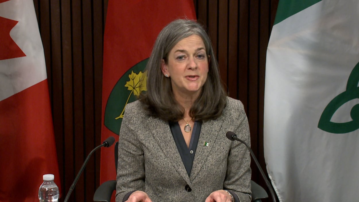 Kelly Burke n’est plus commissaire aux services en français de l ...