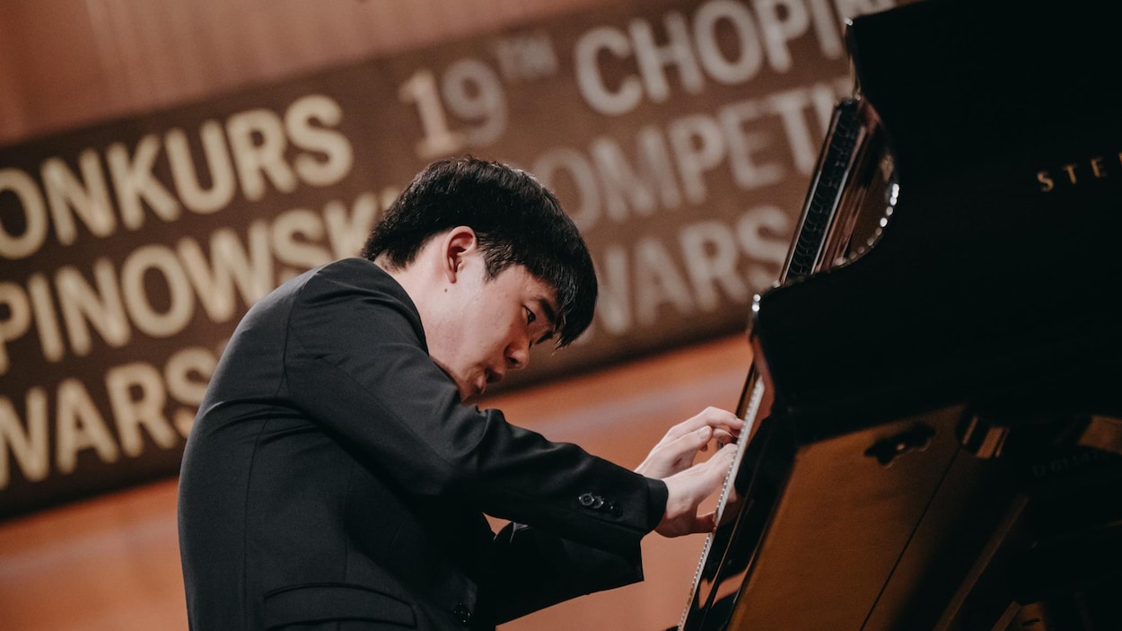 Le pianiste canadien Kevin Chen en finale du concours Chopin | Radio-Canada